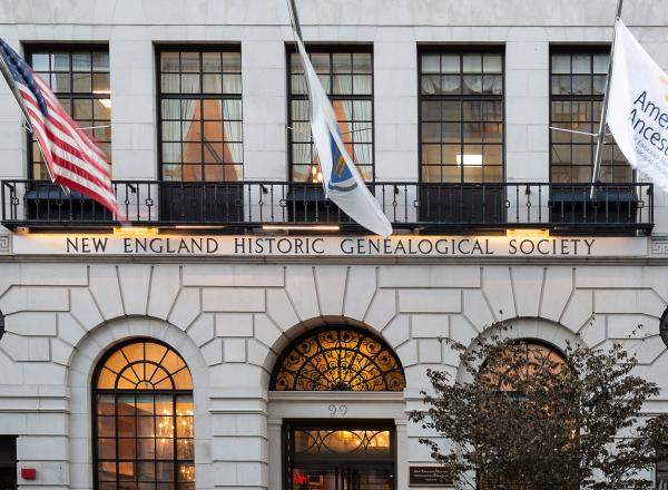 The Best Genealogy Libraries for Creating a Family Tree | Treemily