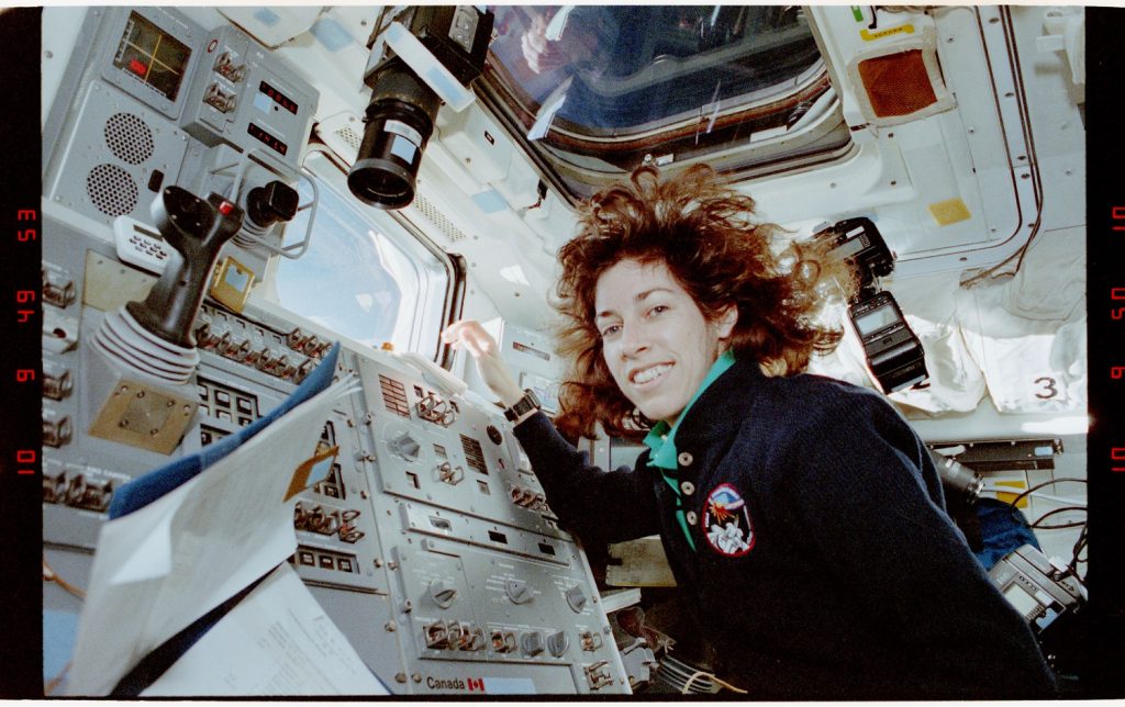 Who are Ellen Ochoa’s Family Members?
